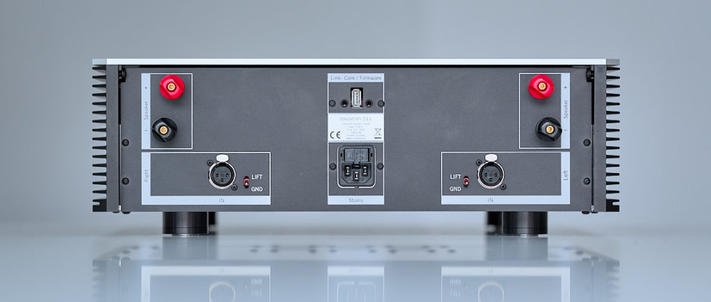 soulution 311 stereo amplifier