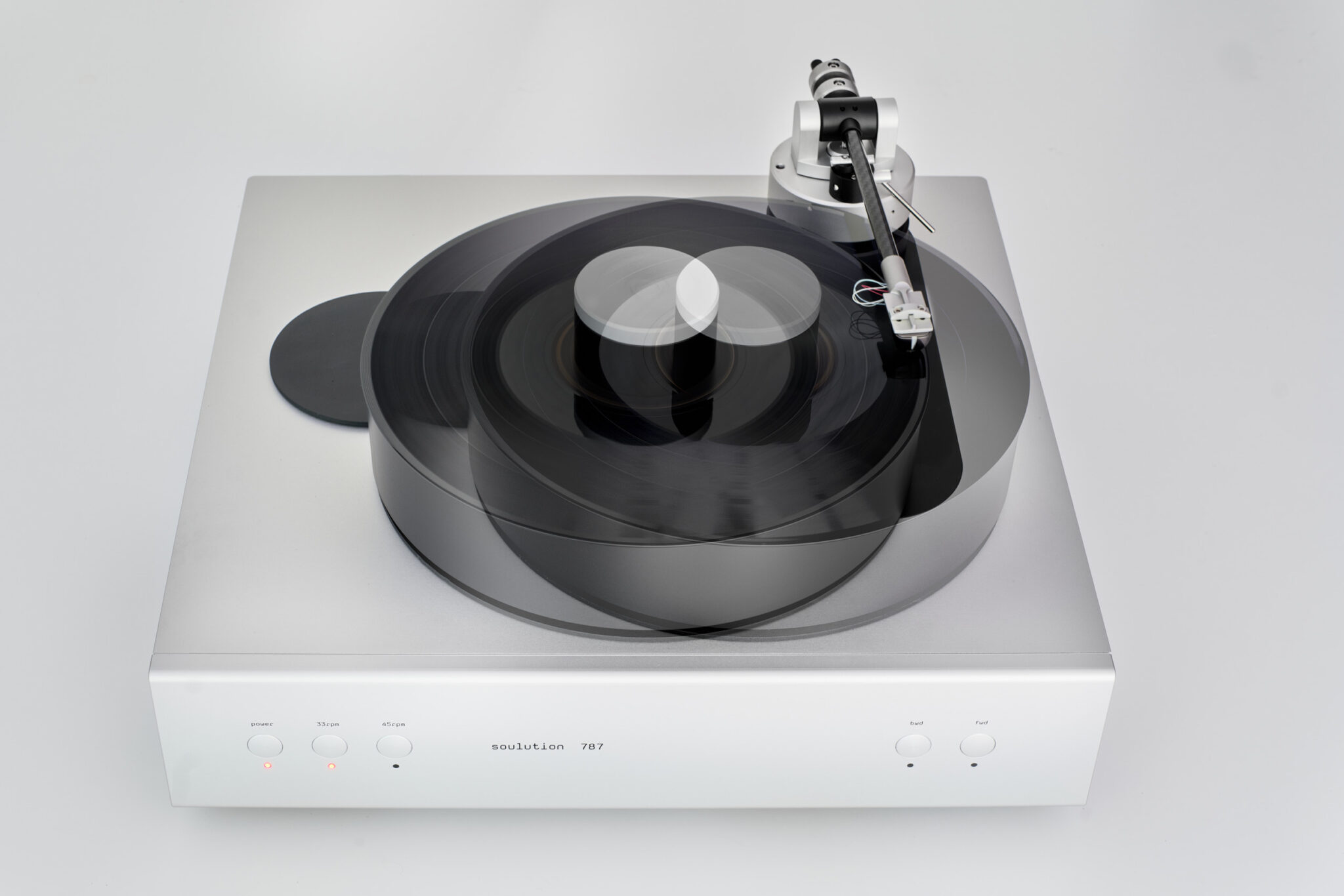 soulution 787 turntable